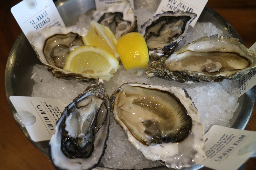 Try 20 Different Types Of Oysters In One Sitting - Weekender.Com.Sg