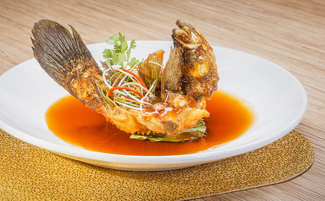 Visit SG's Oldest Restaurants For A Taste Of History - Weekender.Com.Sg