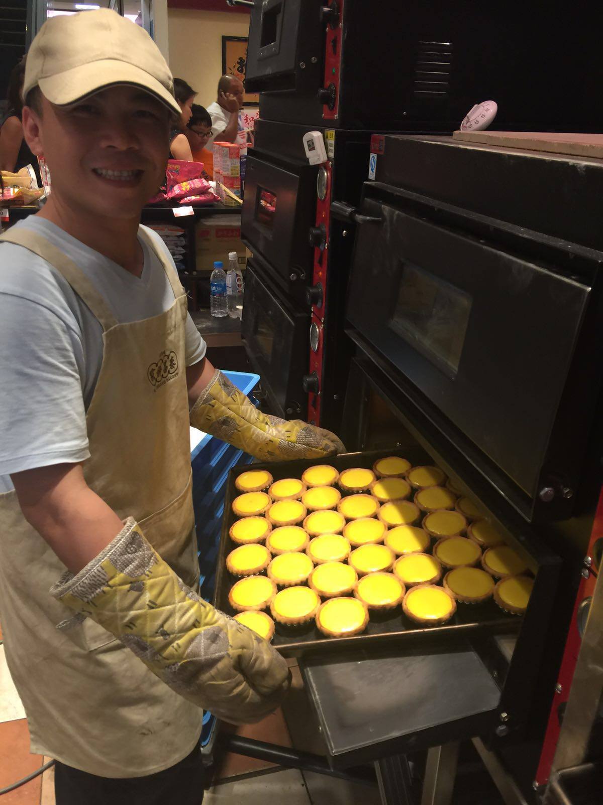 Famous Tai Cheong Egg Tarts Now At Takashimaya - Page 2 of 5 ...