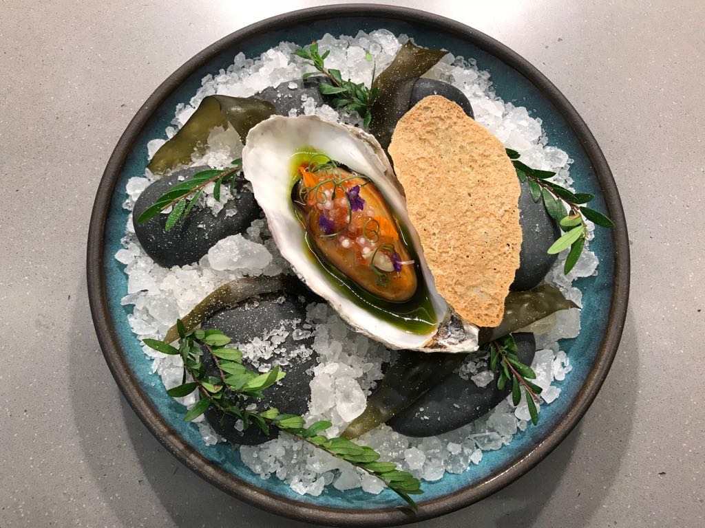 ORH LUAK Oyster Omelette - Weekender.Com.Sg