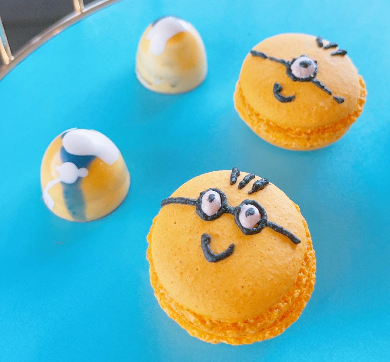 Enjoy a Cute and Mischievous Minions High Tea at 2am: dessert bar ...