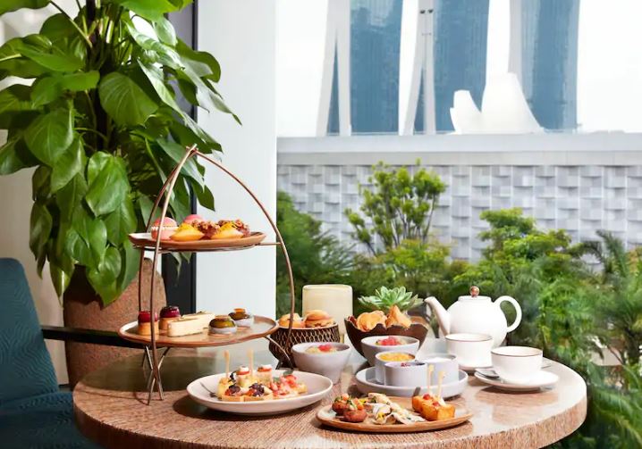 mo bar afternoon tea - Weekender.Com.Sg