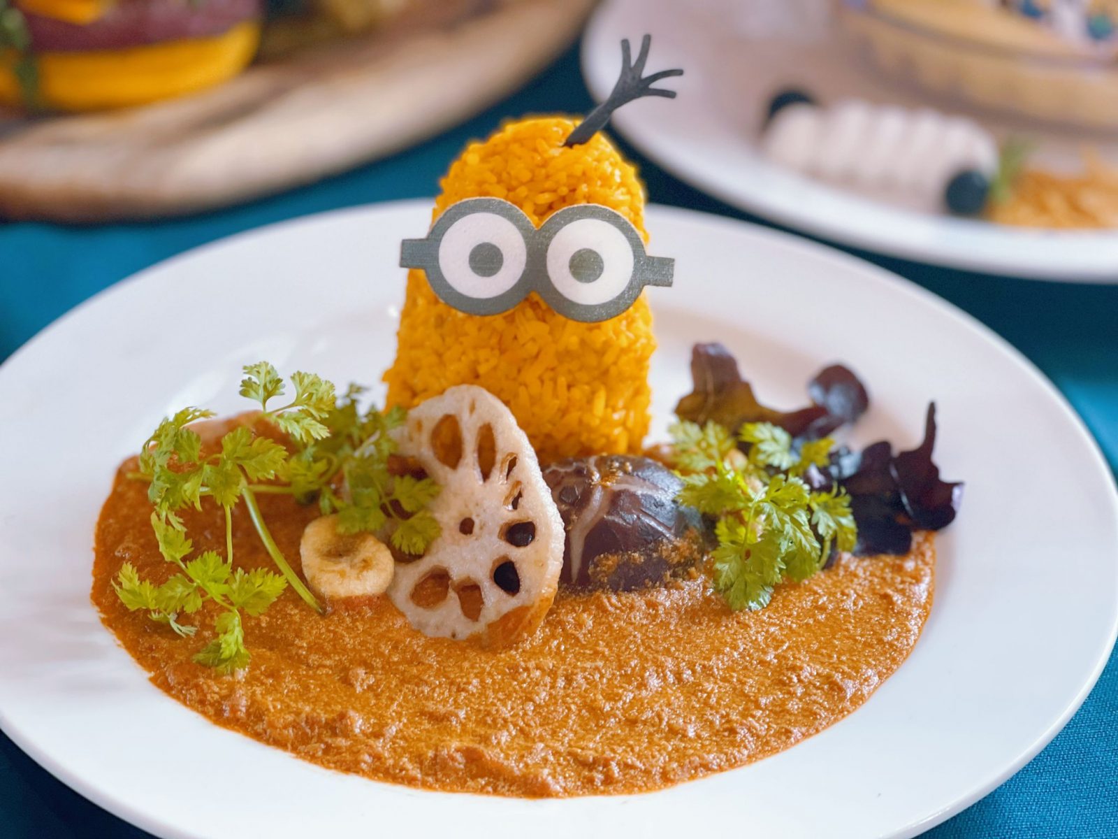Bello! Meet the Cutest Minions At The New Minion Cafe In Clarke Quay ...