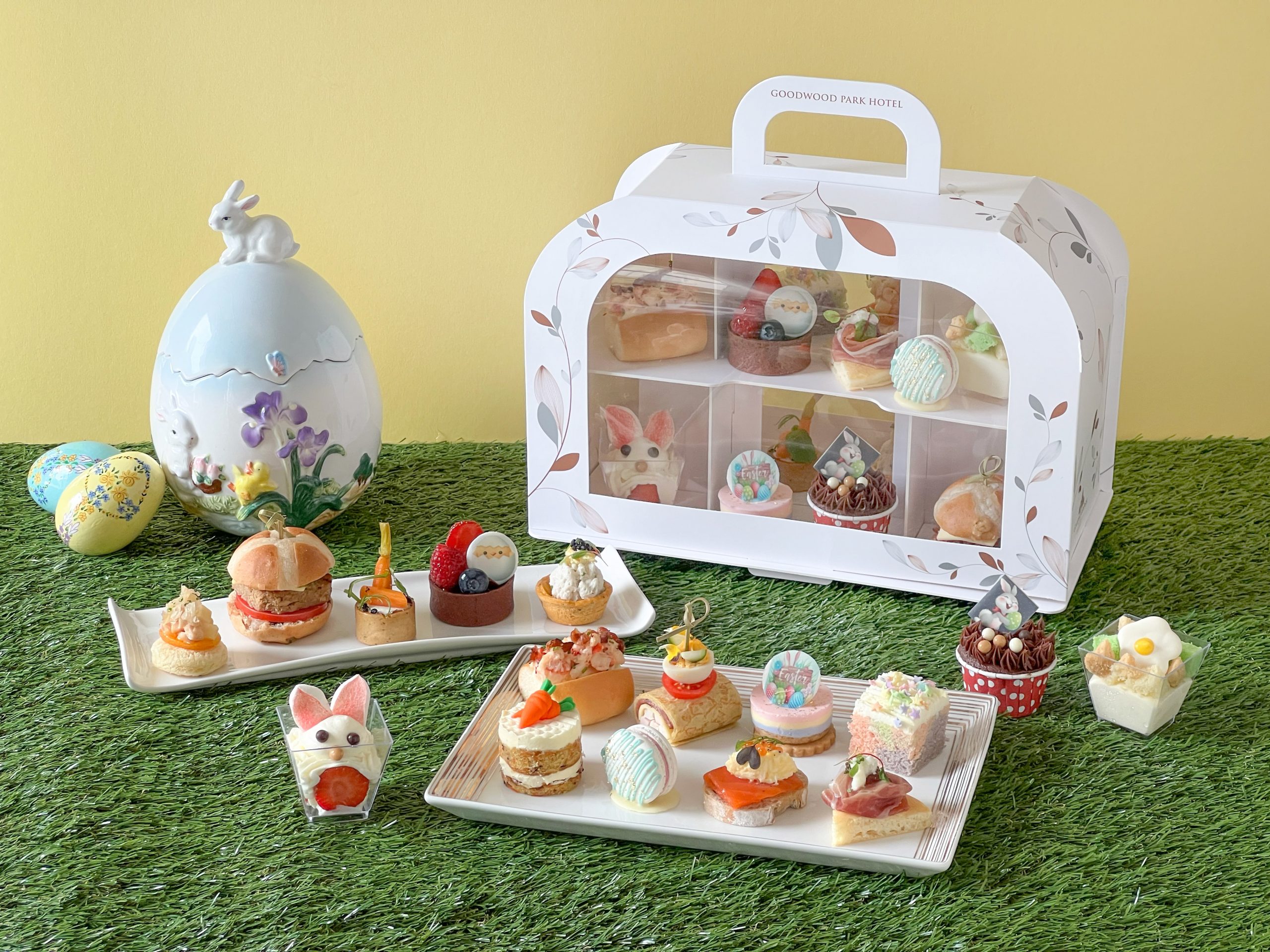 2022-Easter-Feaster-Takeaway-Tier-Set - Weekender.Com.Sg