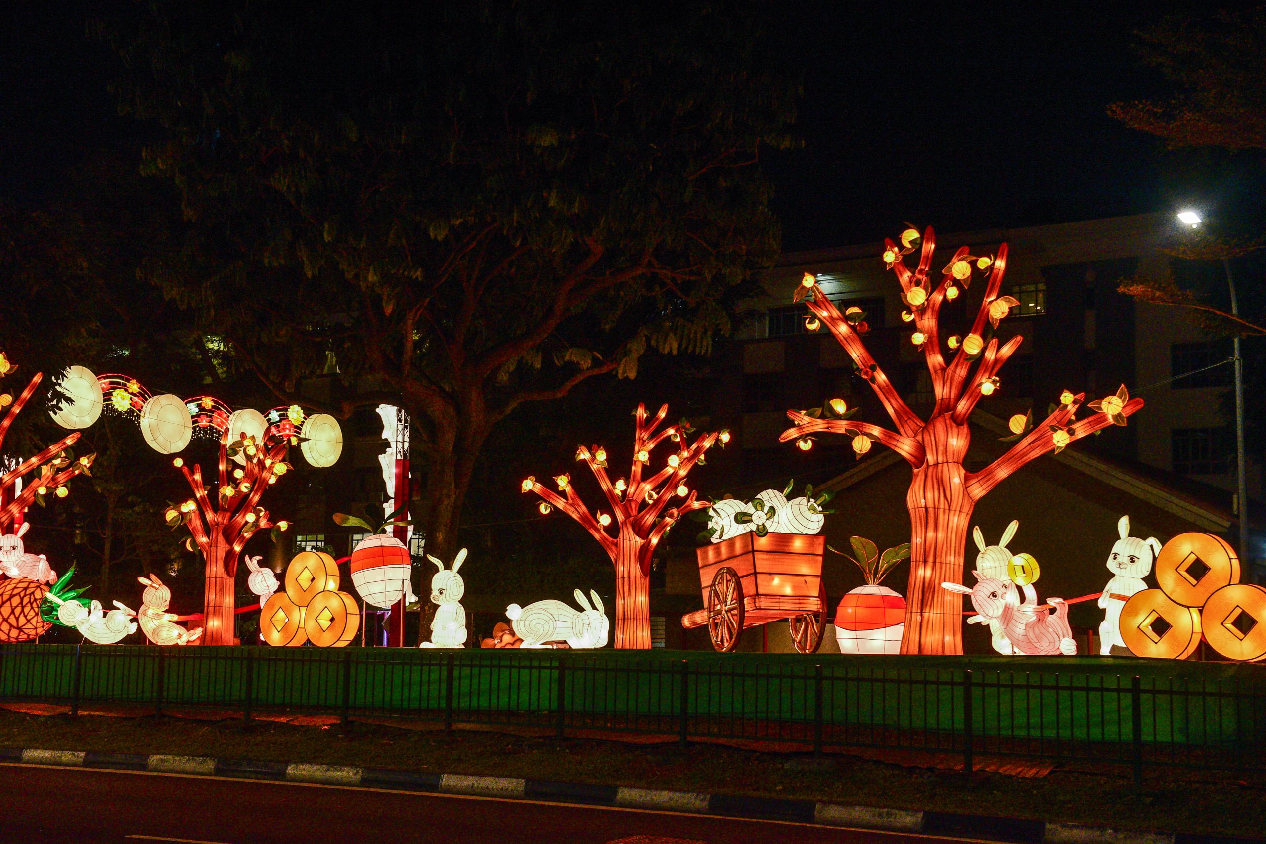 Centre Dividers_Chinatown CNY Official Light-Up and Opening Ceremony ...