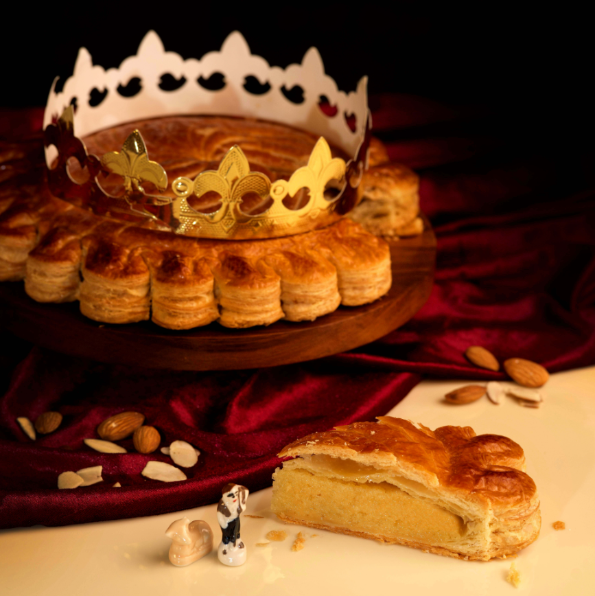 Best Christmas Cakes For 2023 In Singapore - Weekender.Com.Sg
