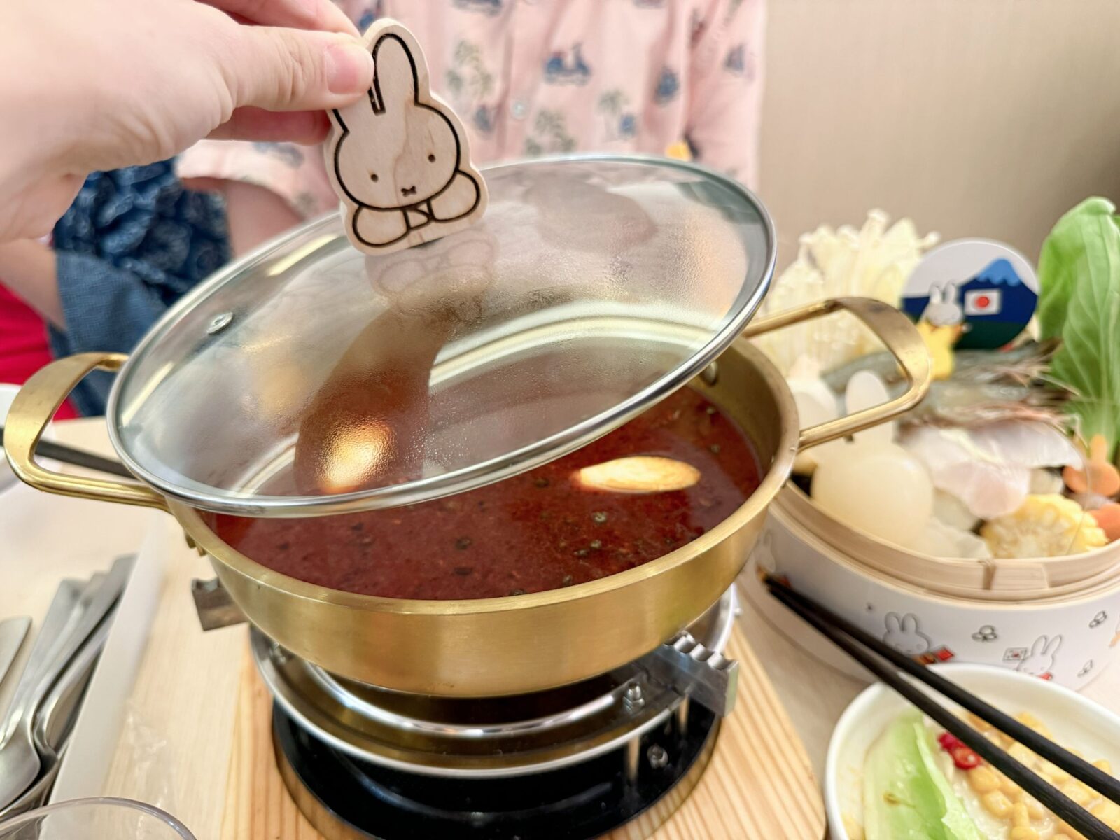 #WeekenderEats: Singapore’s First Miffy-Themed Mini Hotpot "Miffy ...