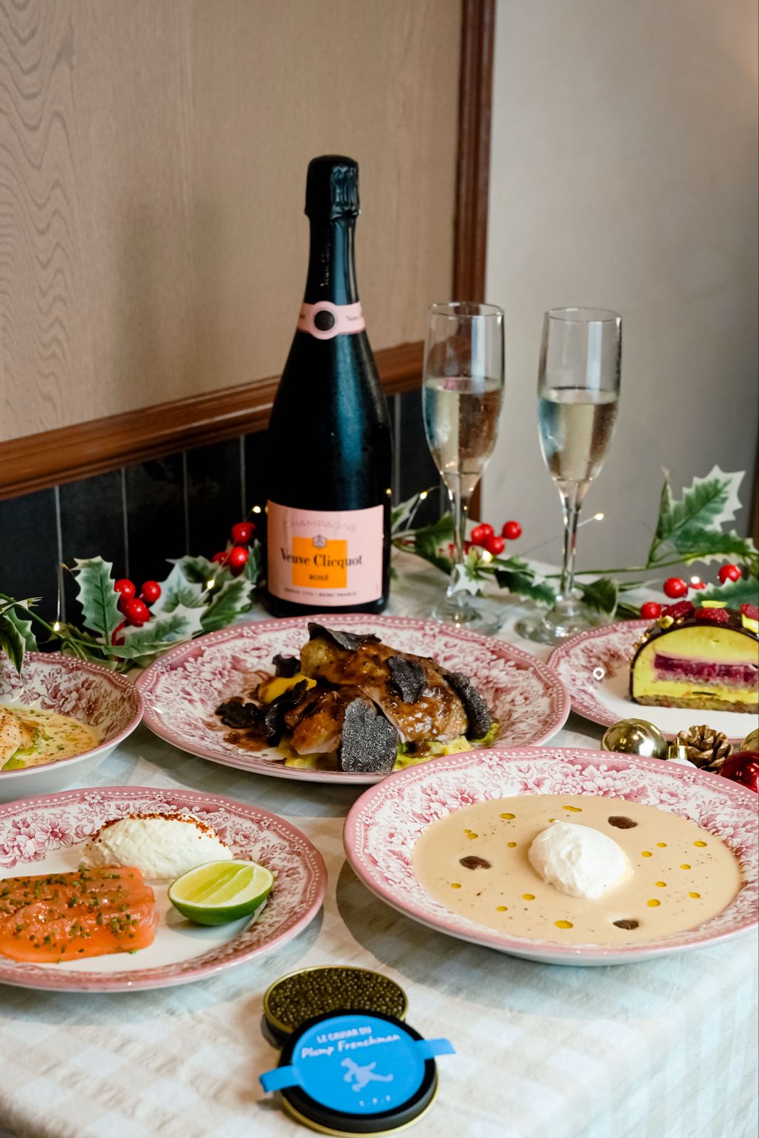 Where To Eat For Christmas In Singapore — Top Restaurants, Buffets ...